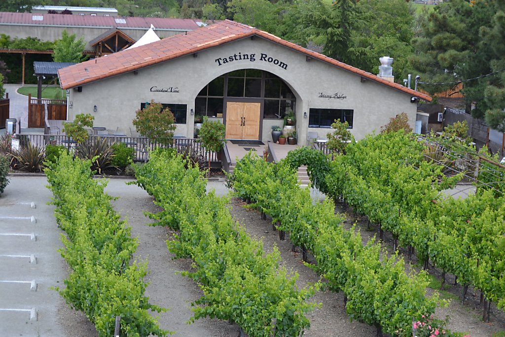Crooked Vine Winery offers array of wines