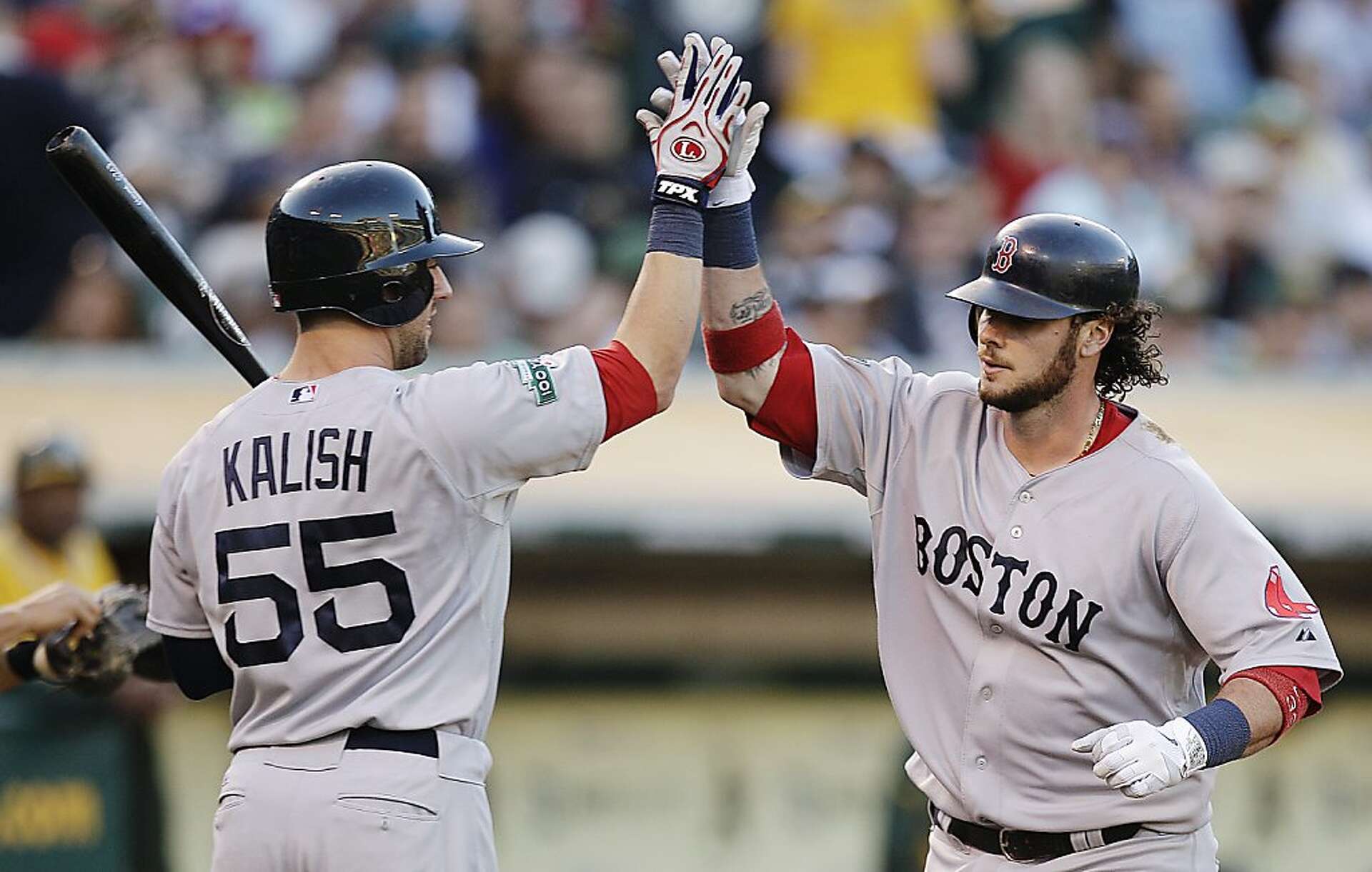 Ex-Red Sox Moss, Crisp help A's beat Boston 3-2