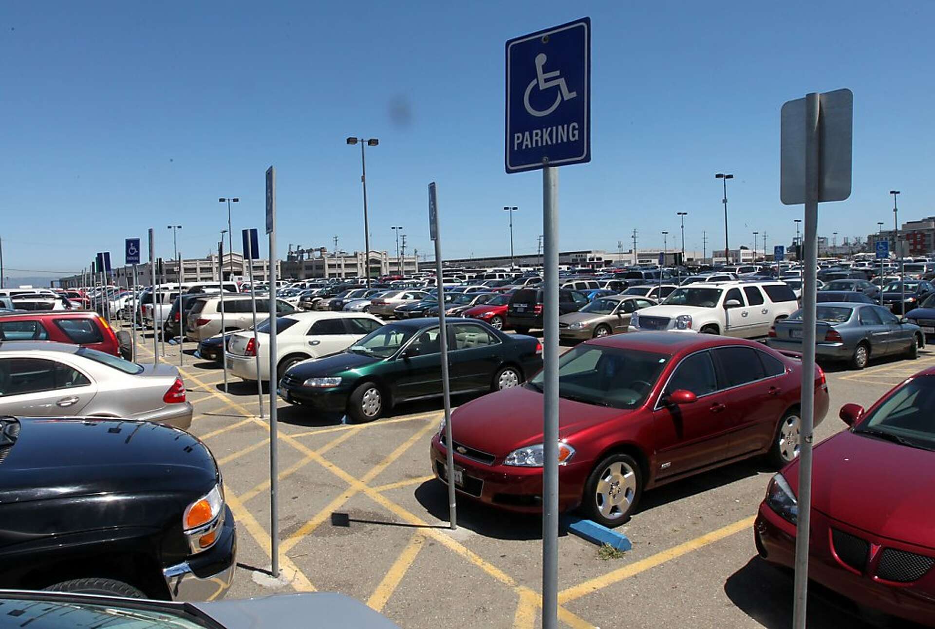 S.F. parking fee plan for disabled goes nowhere