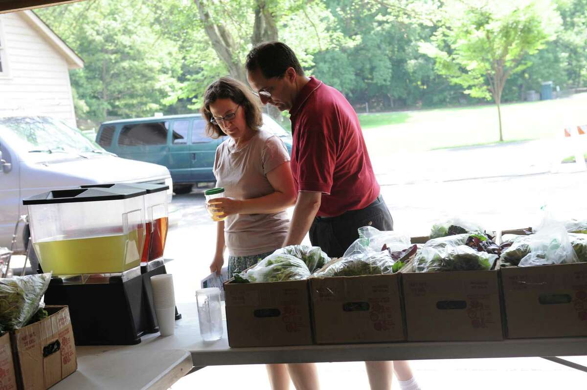Produce share pickups now in Greenwich