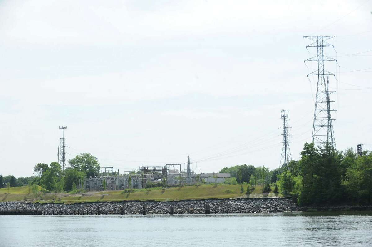 Bob Horton: Struggle over Cos Cob power plant reveals budget strife