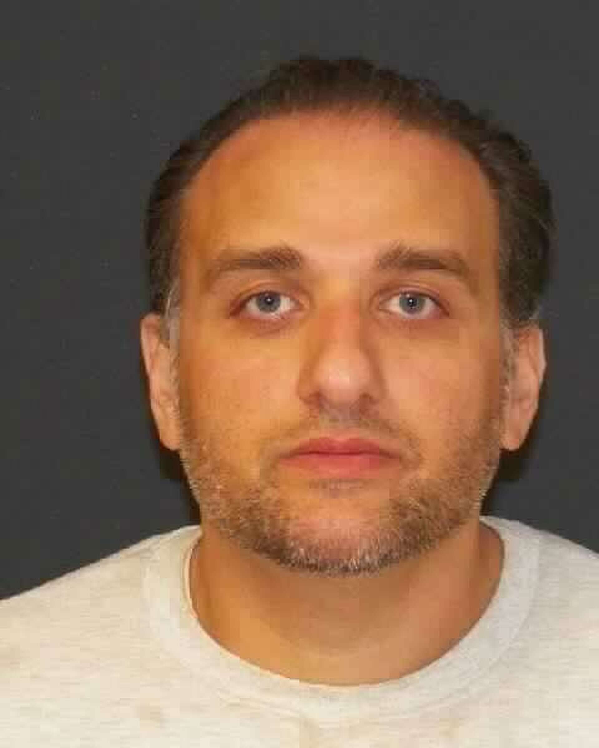 Police: Seattle con artists scammed widower