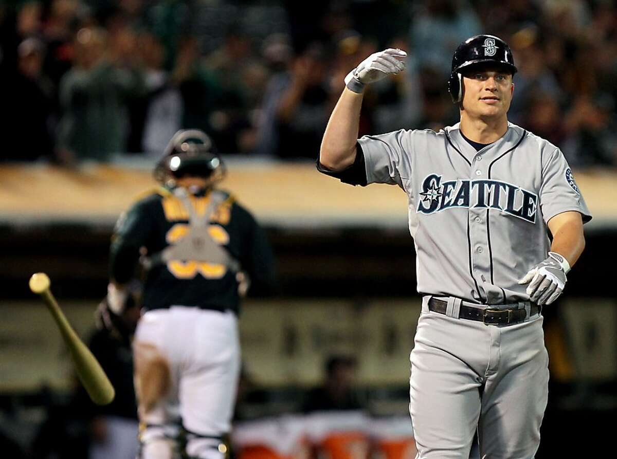 A's: Carter's homer sinks Mariners in 11th inning