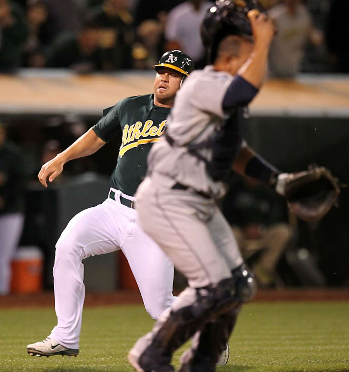 A's: Carter's homer sinks Mariners in 11th inning