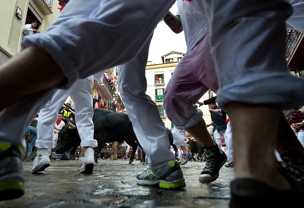 Spain: Year's 1st running of the bulls injures 6