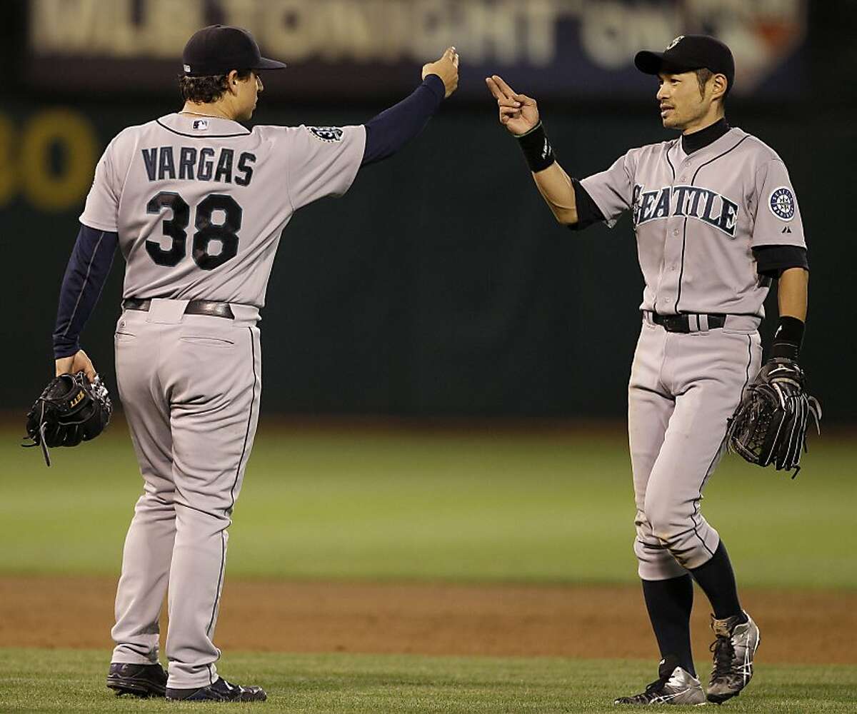 Parker falls back to earth as Mariners top A's