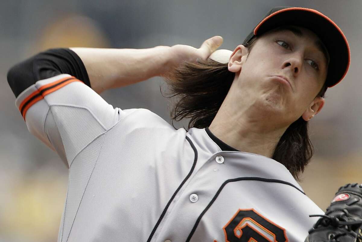 Lincecum struggles again as Pirates rip Giants