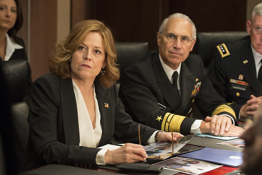 'Political Animals' review: Miniseries, mini-plot