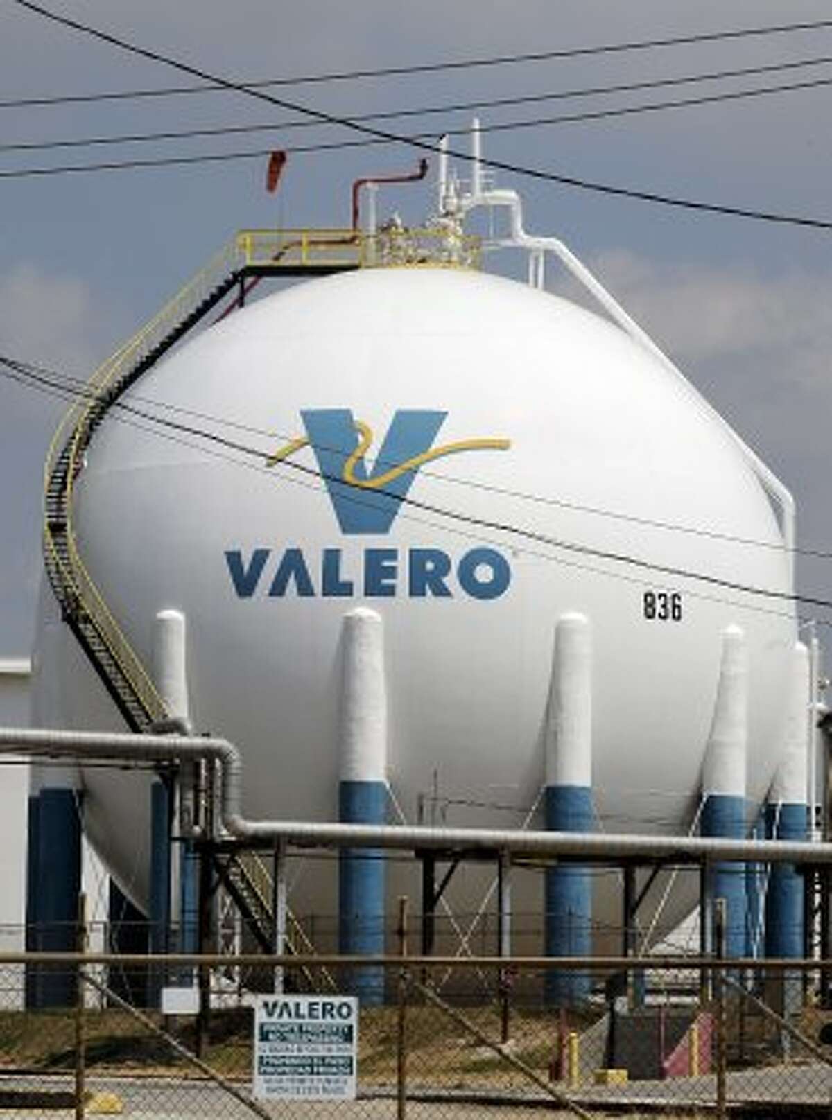 Valero hits Fortune's Top 10