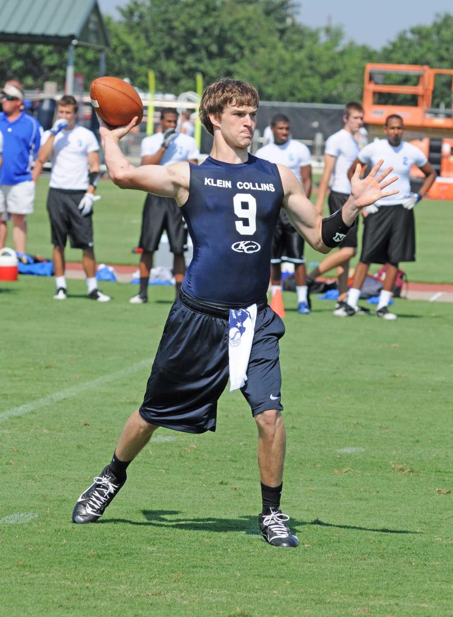 Football: Tigers find answers in 7-on-7