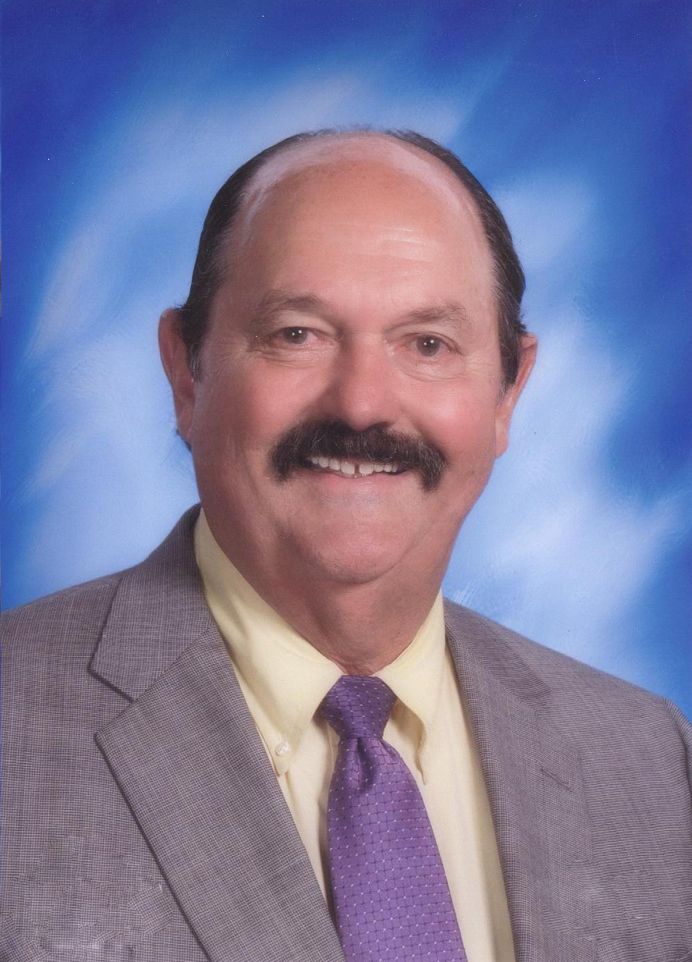 Sabine Pass leader named top superintendent for Region 5