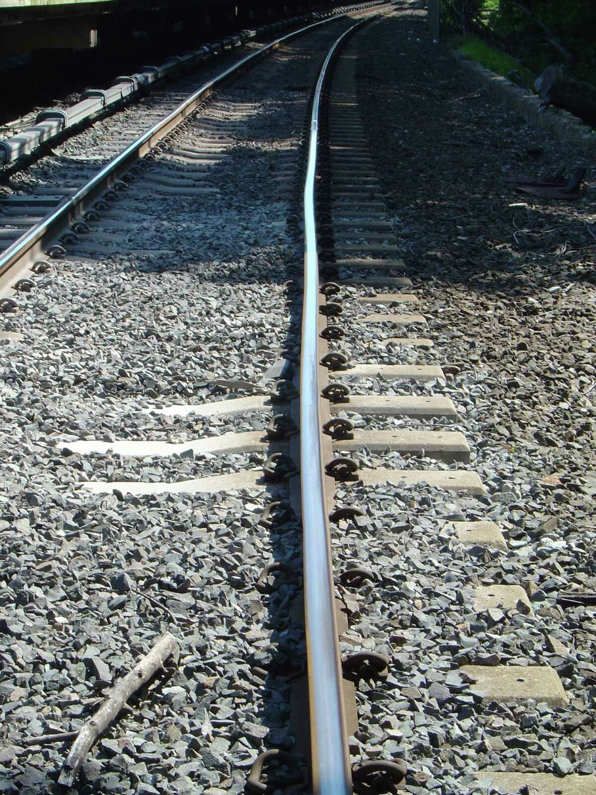 Metro-North expands speed restrictions