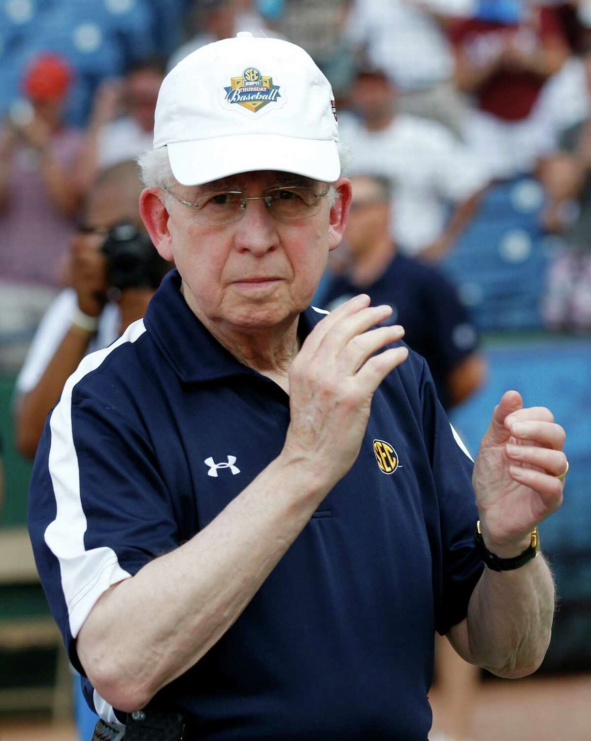 SEC commissioner Slive to retire in 2015