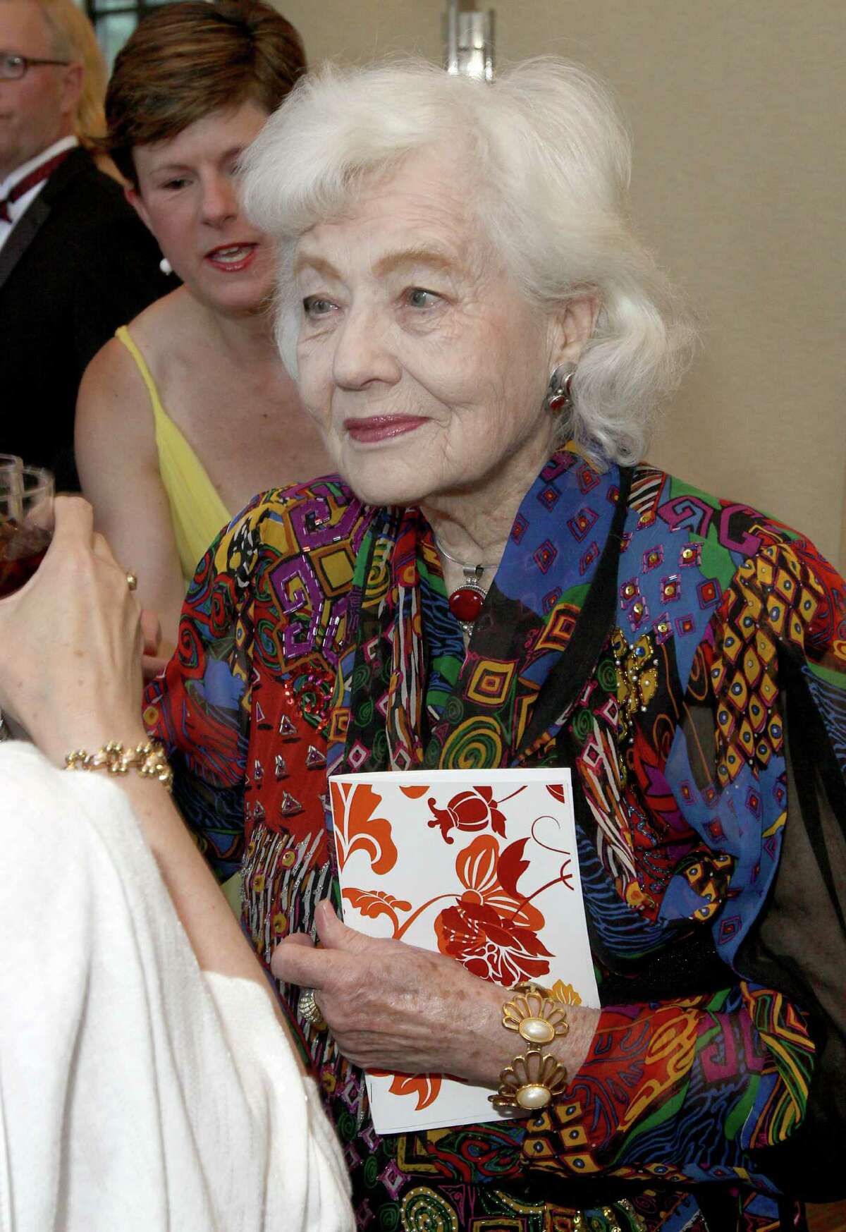 Opera Saratoga gets boost at benefit