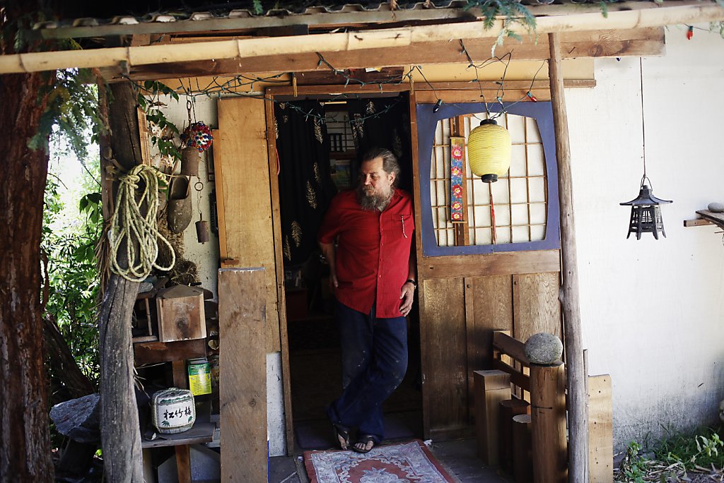 Japanese methods inspire U.S. woodworker