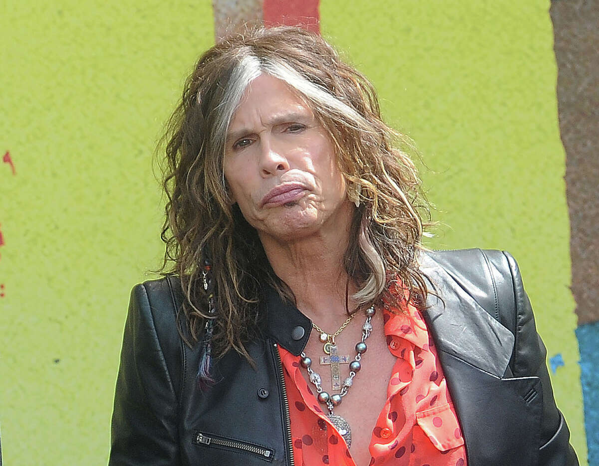 Steven Tyler giving up his 'Idol'