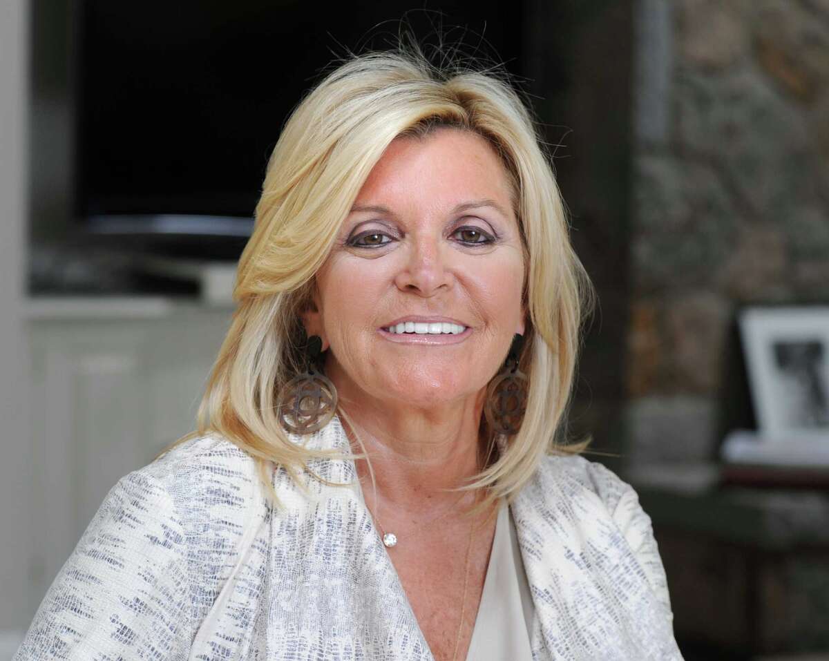 Greenwich resident one of Cruise's 'top guns' in divorce