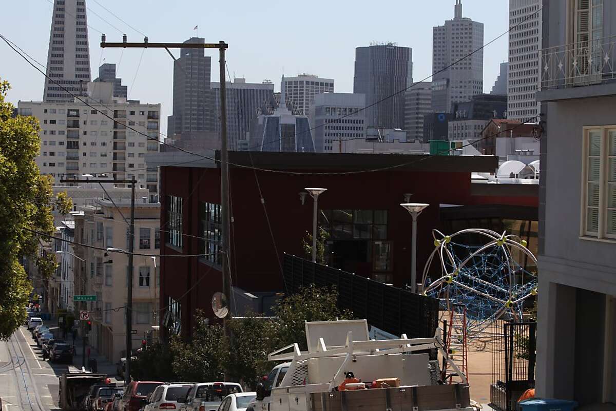 Renovated Chinese rec center reopening