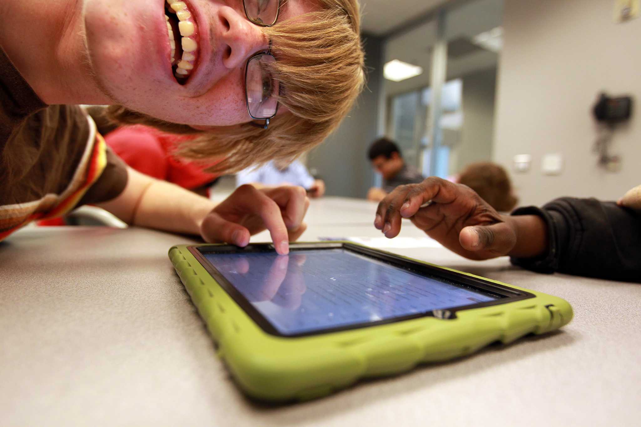 With iPads in hand, blind students find independence