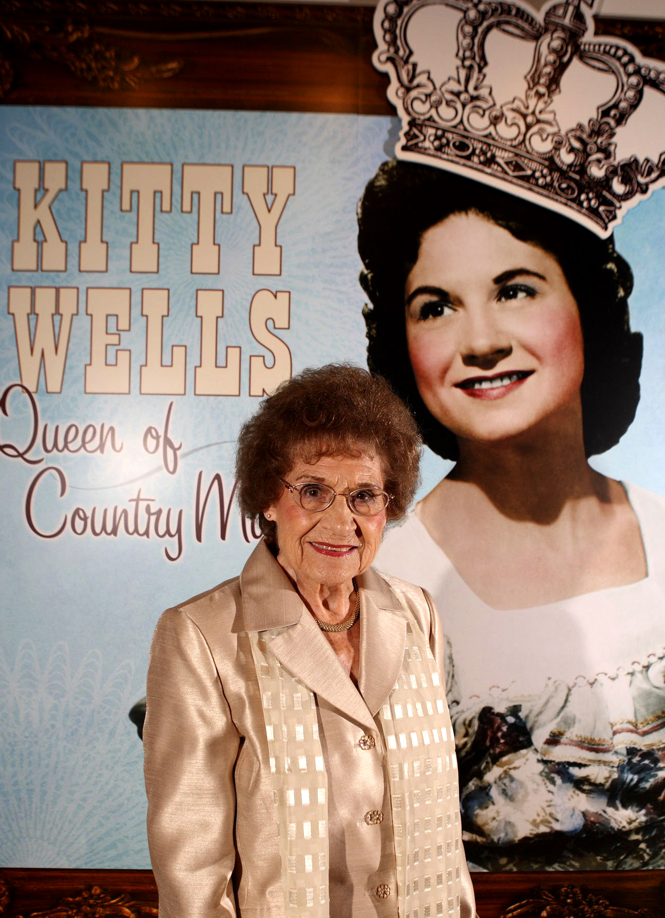 Kitty Wells, Trailblazing Country Singer, Dies At 92