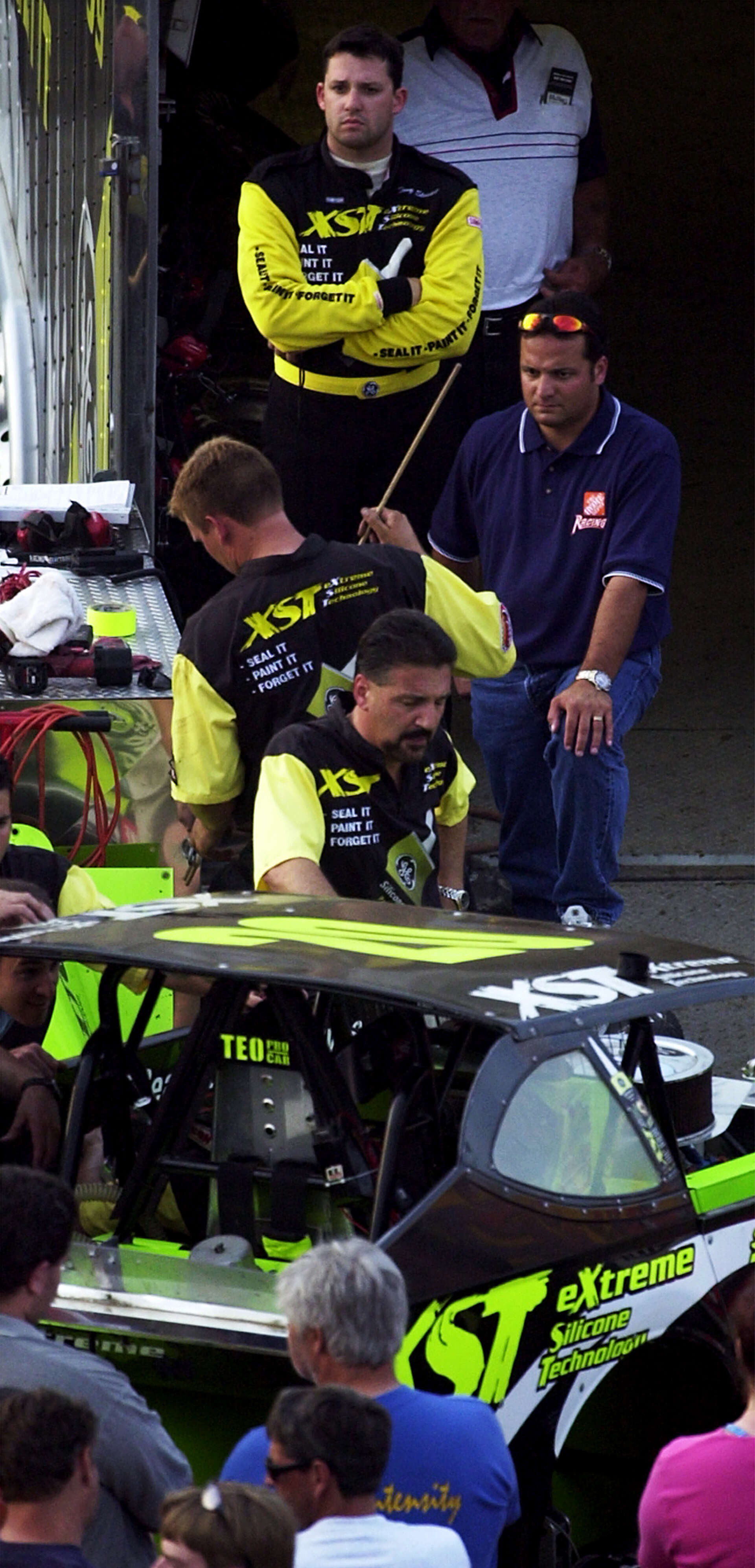 Tony Stewart racing in Fonda tonight