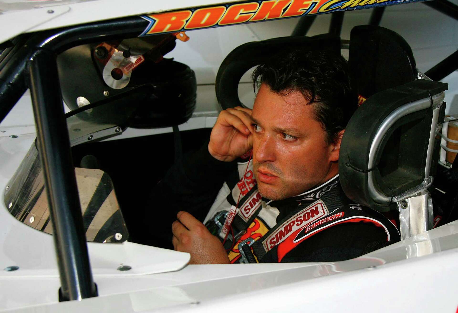 Tony Stewart racing in Fonda tonight