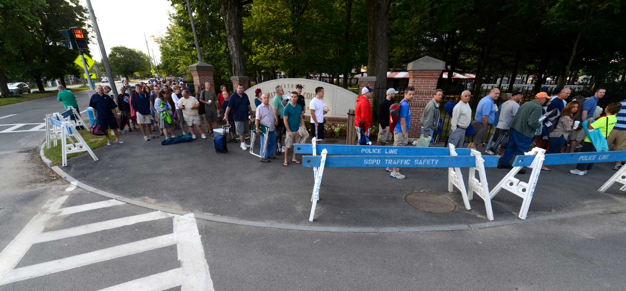 Fans break out of gate at race course