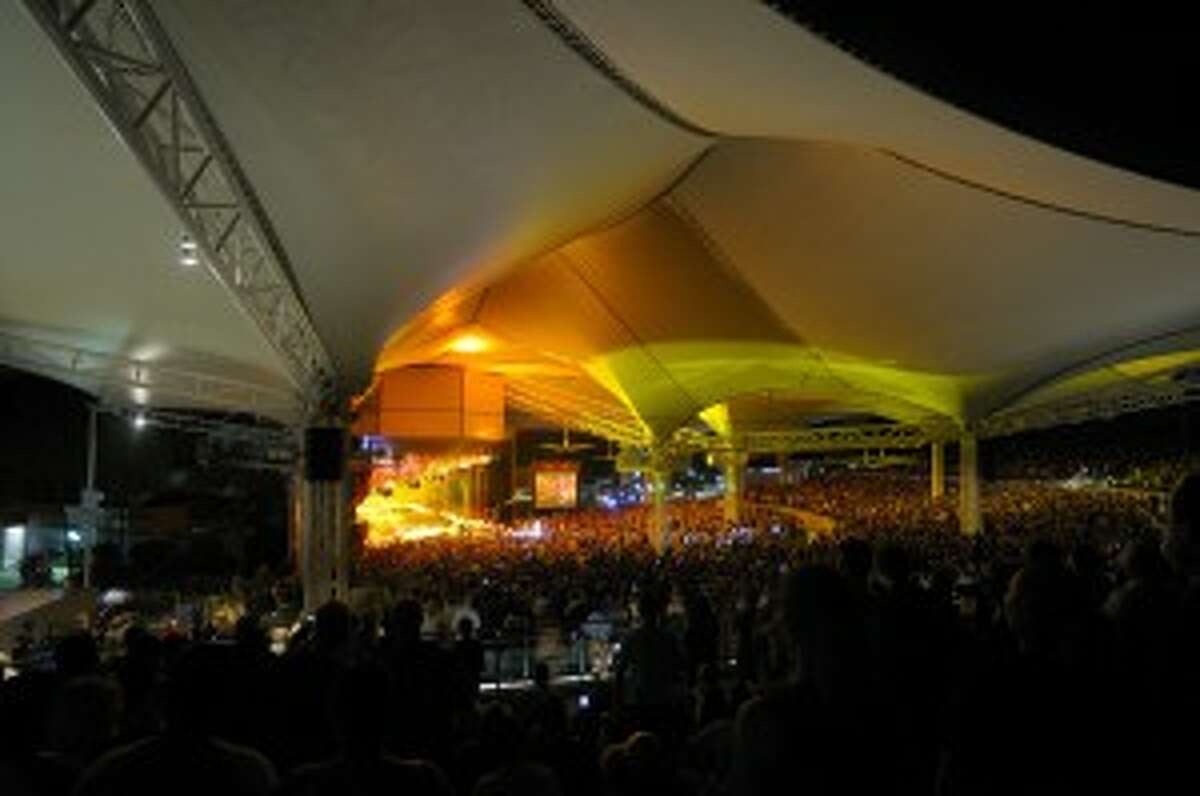 Pollstar ranks Woodlands Pavilion No.2 amphitheater in world