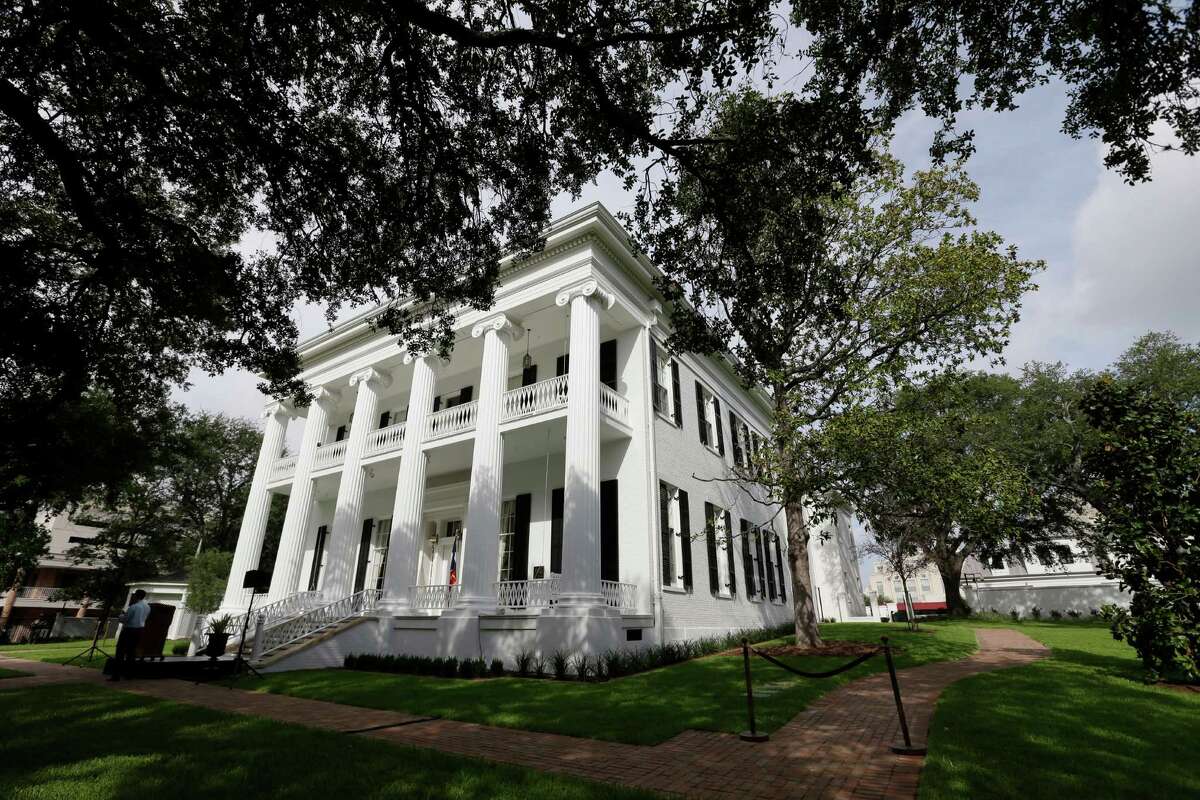 Ima Hogg set a high bar for Houston philanthropists