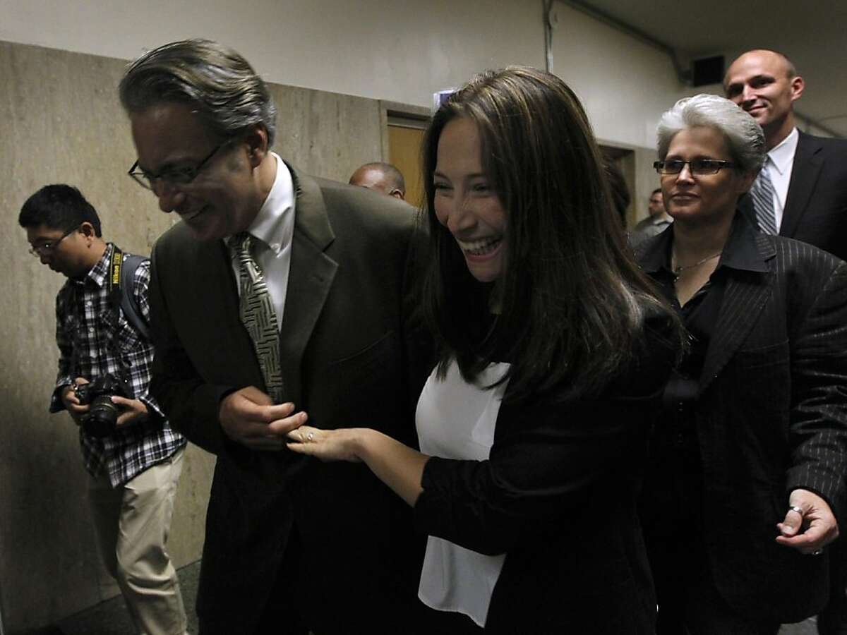 Judge lifts Mirkarimi restraining order