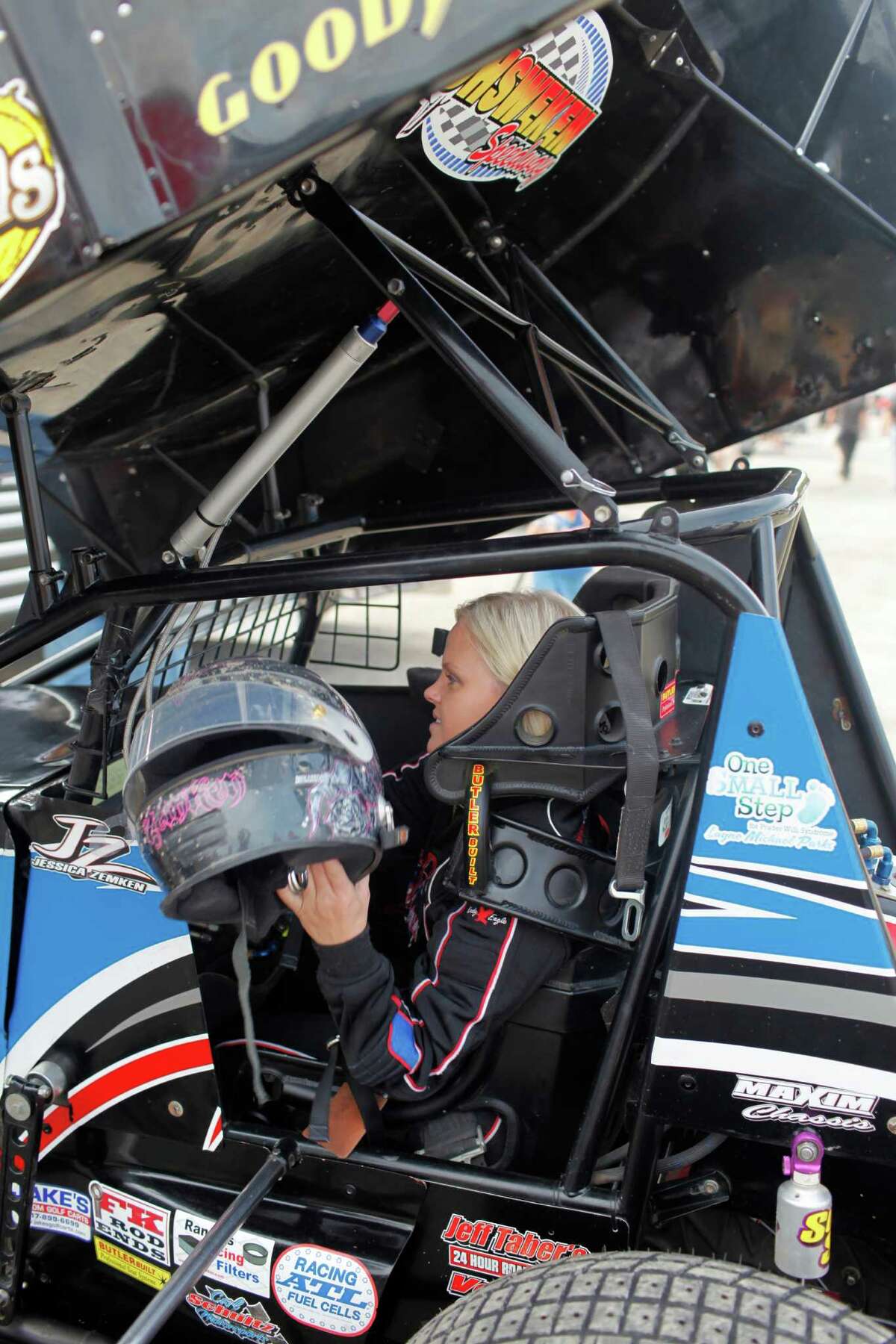 Stewart laps it up at Fonda