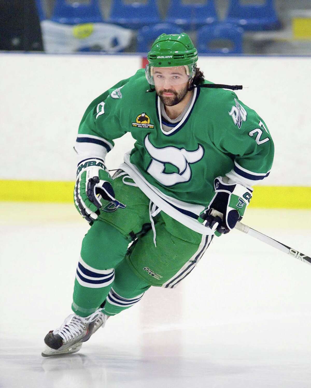 Girlfriend of former Whaler among slain