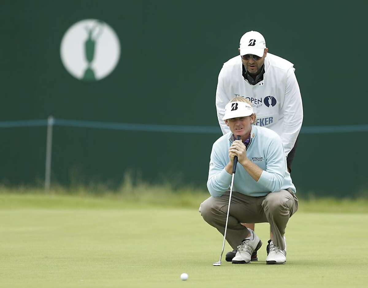 Snedeker leads British Open by 1
