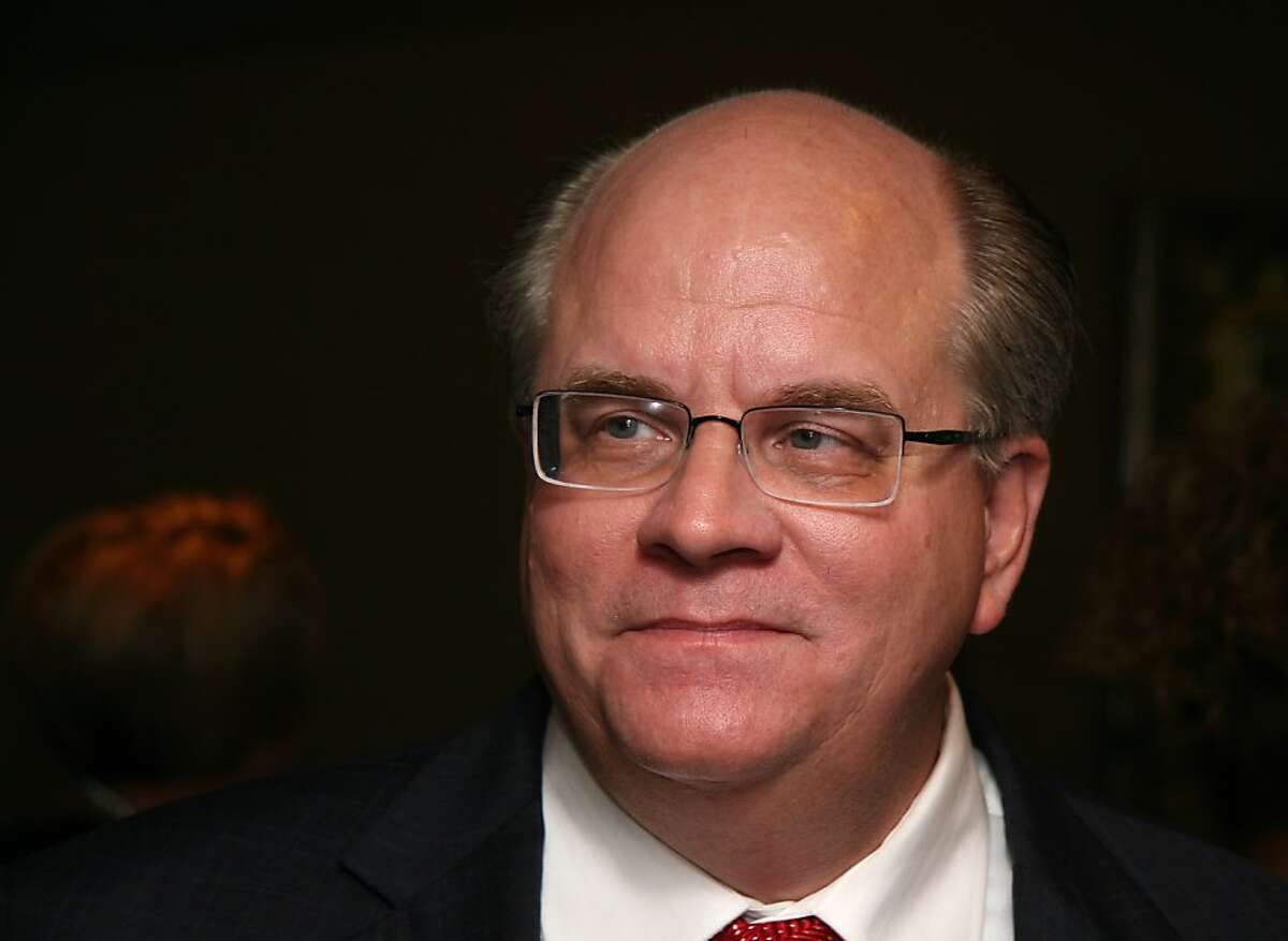 Aurora attack pauses presidential runs