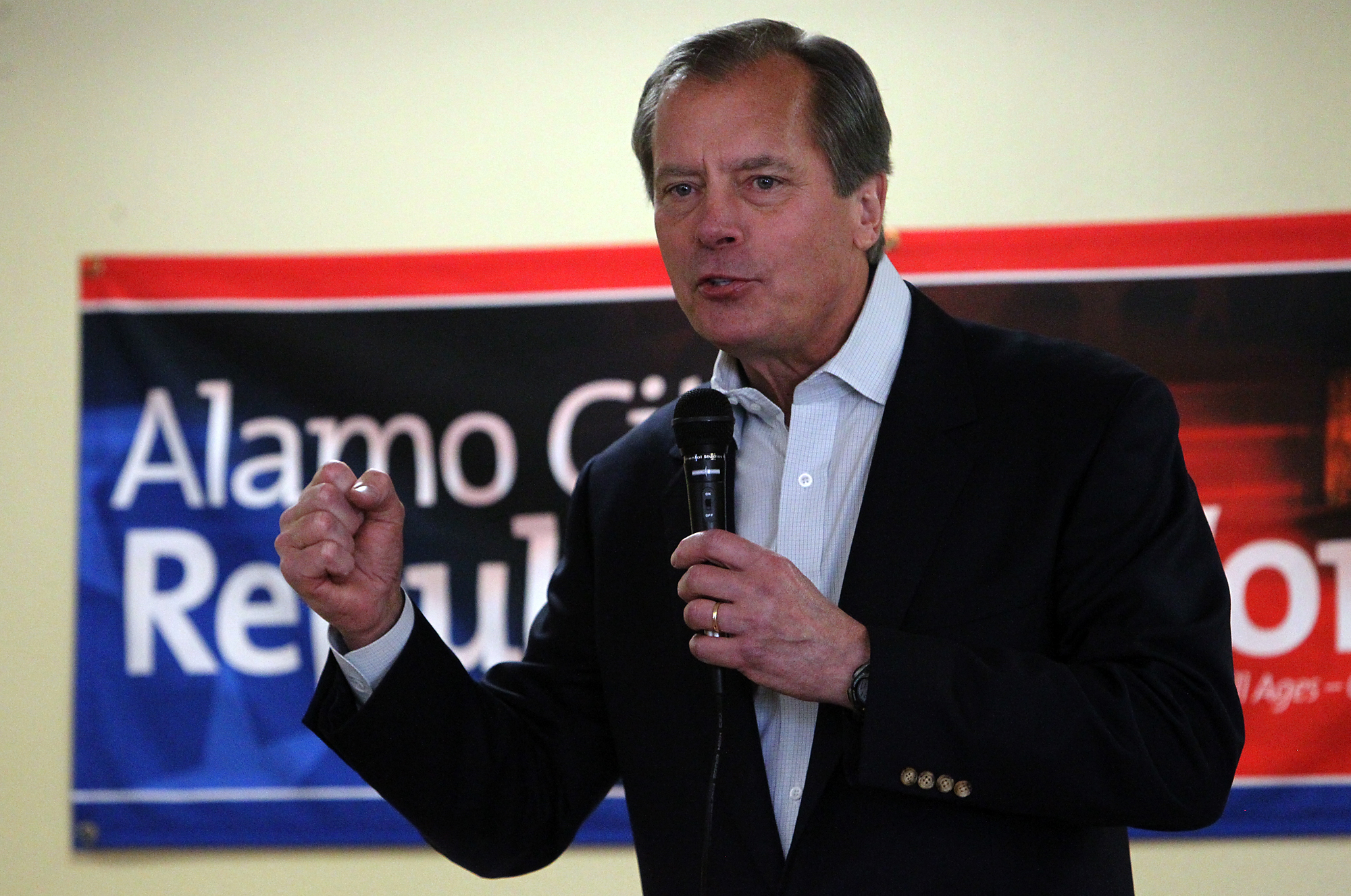 Cruz outraising Dewhurst down to wire