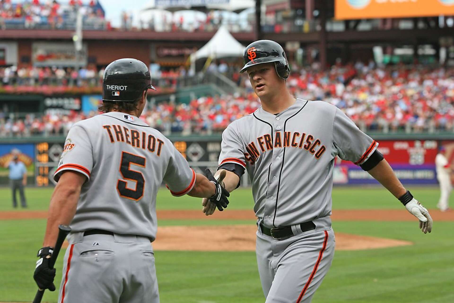 SF Giants get a wacky win