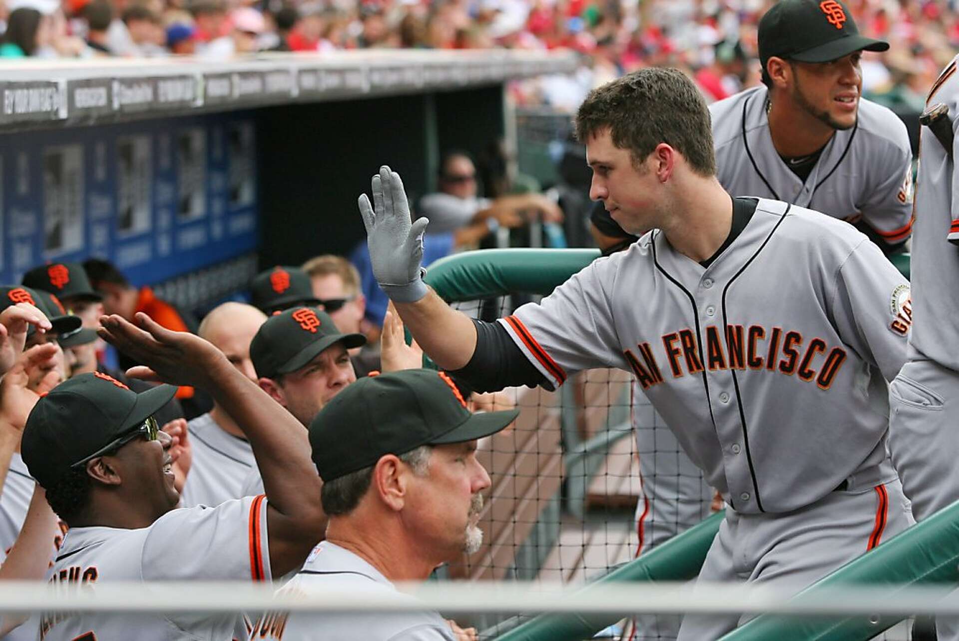 SF Giants get a wacky win