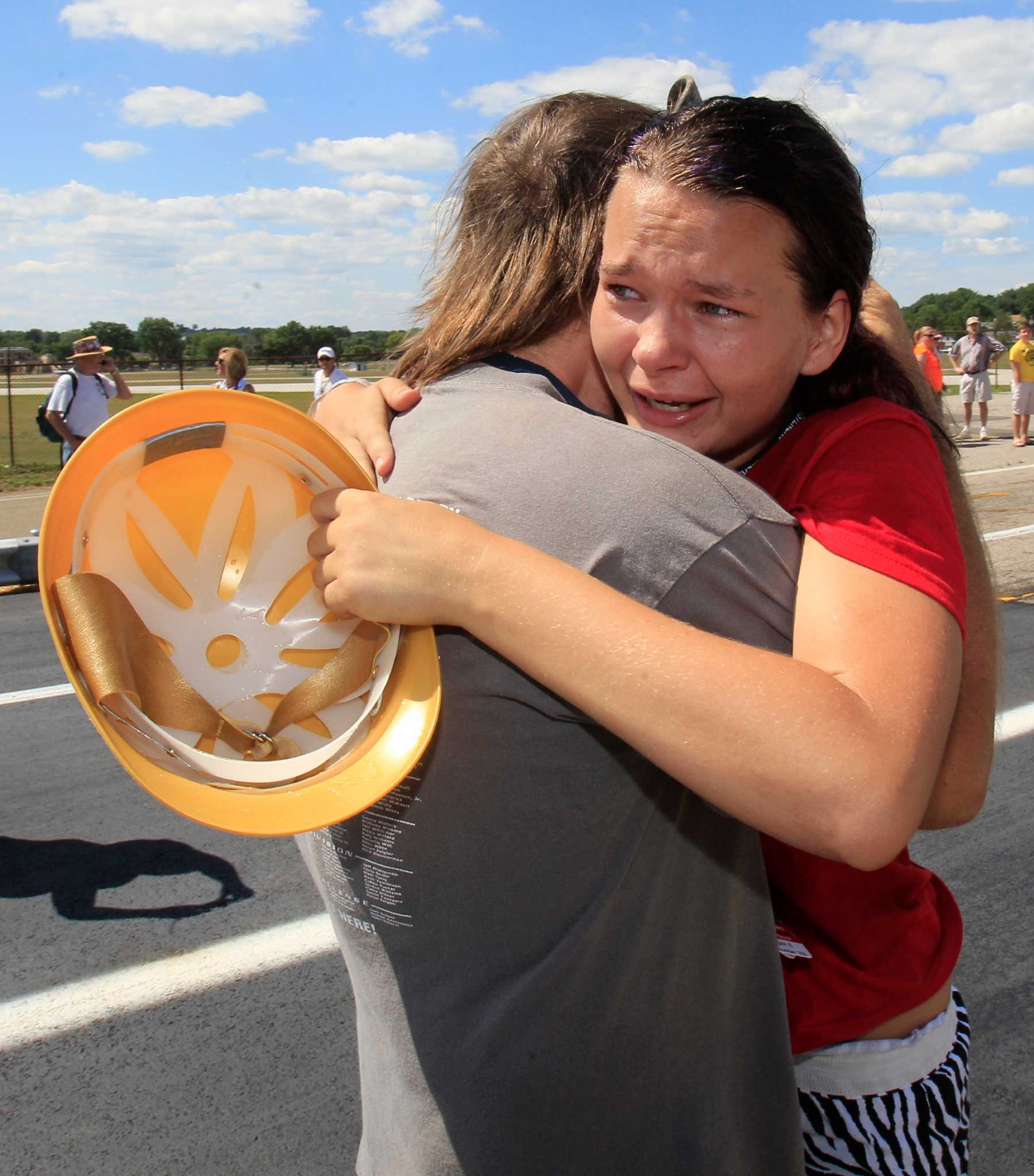 Girl overcomes crash for Soap Box Derby victory