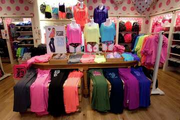 Victoria's Secret model helps unveil Texas' first PINK store