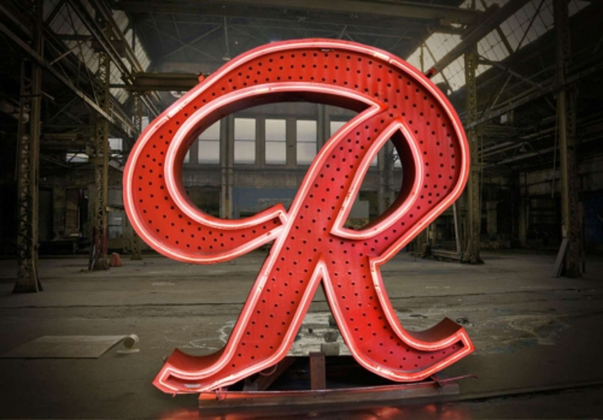 Rainier Beer invites fans to restore the 'R'