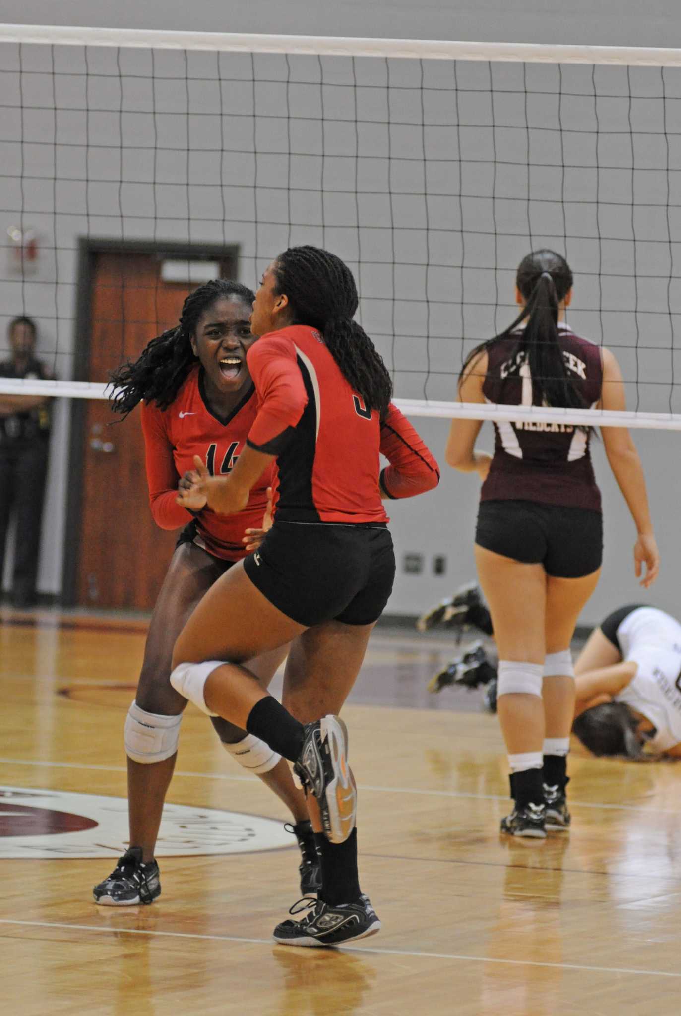 Volleyball: Cy Woods set for title defense