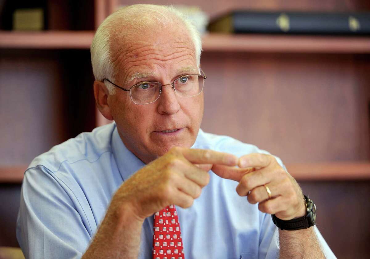 Shays: WWE breeds violence, progressive party 'socialist'