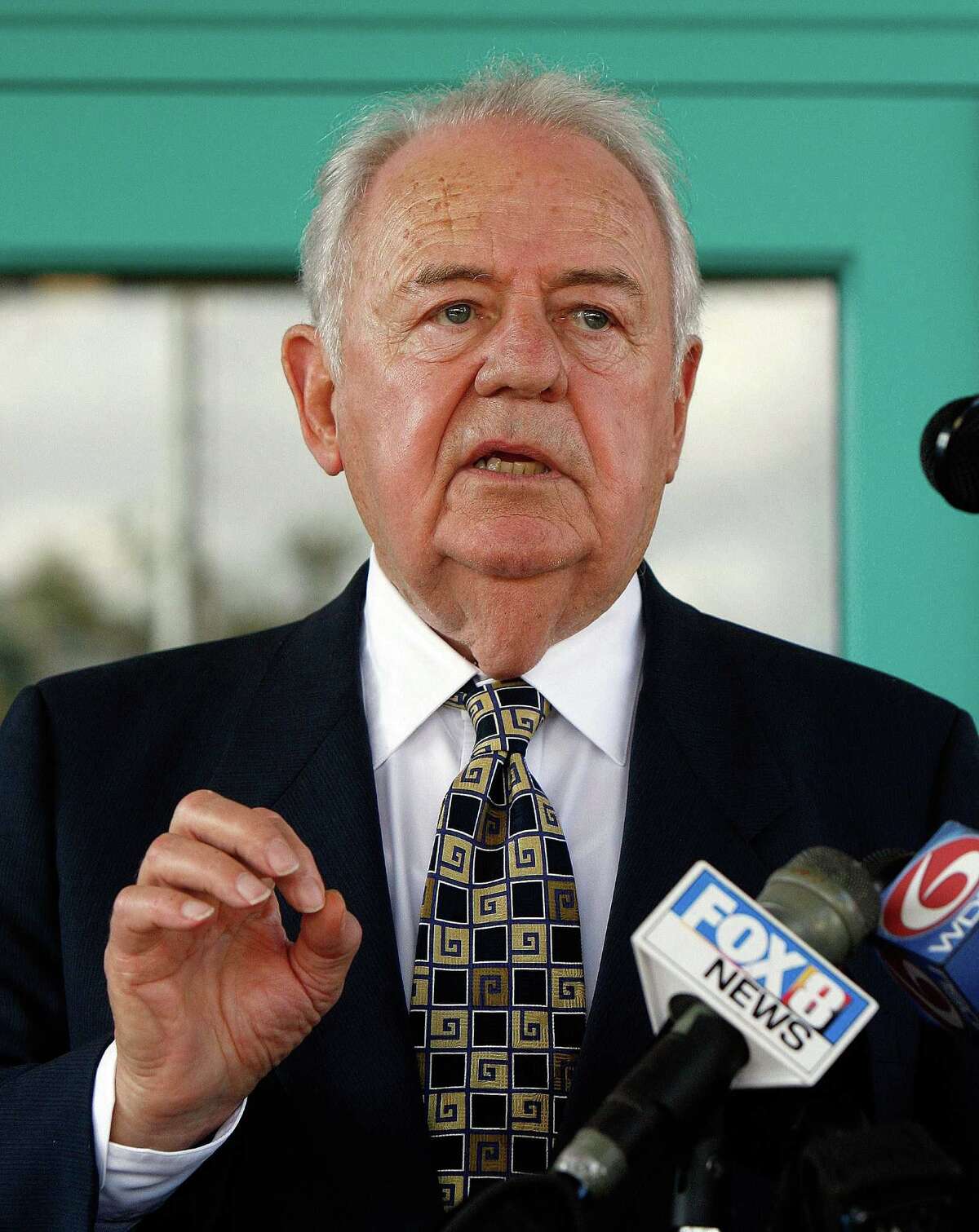 New Orleans paper snubs Benson offer