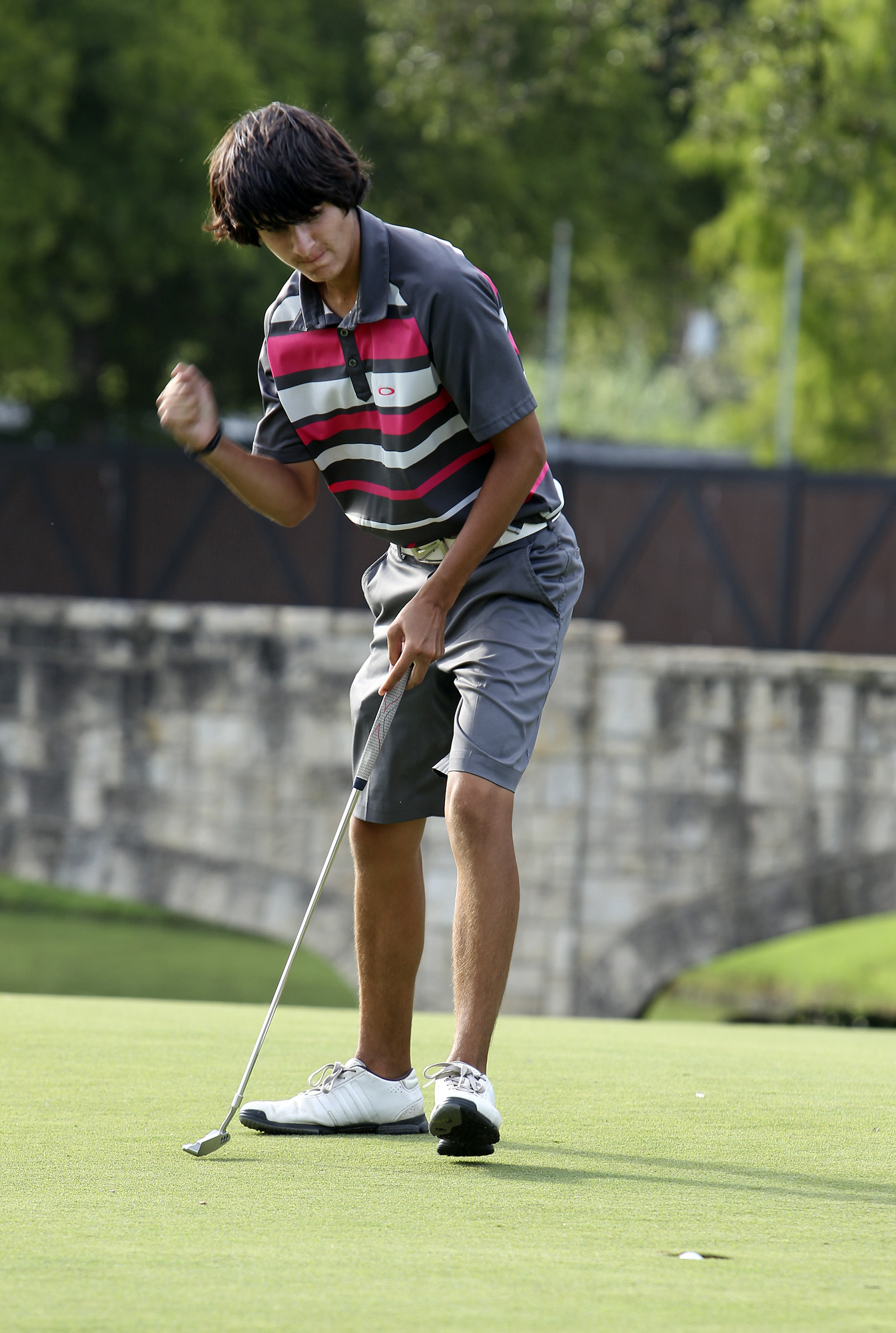 Bissaro's late miscue helps Pourasef to junior golf title