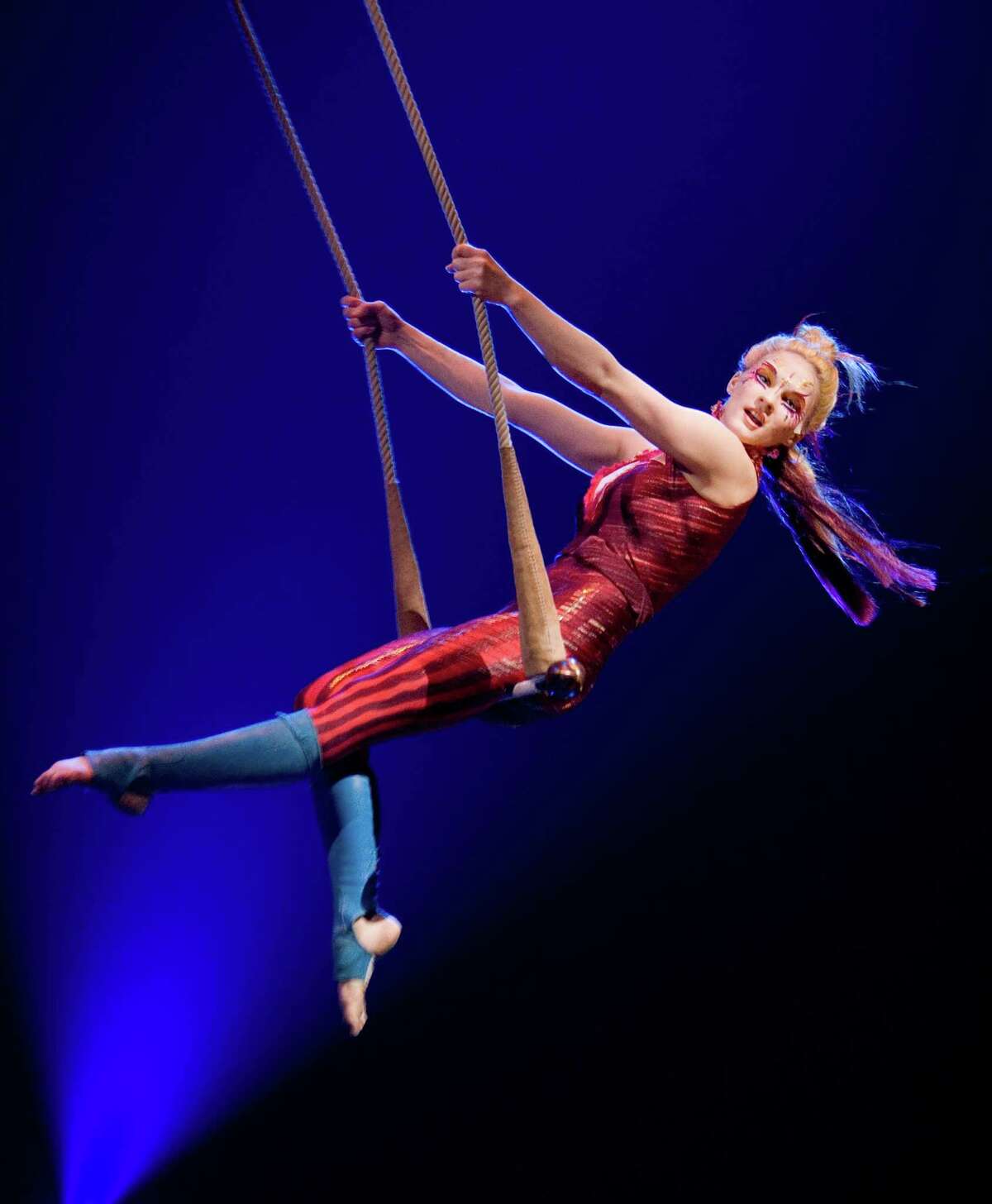 Cirque du Soleil's 'Kooza' has tricks, treats