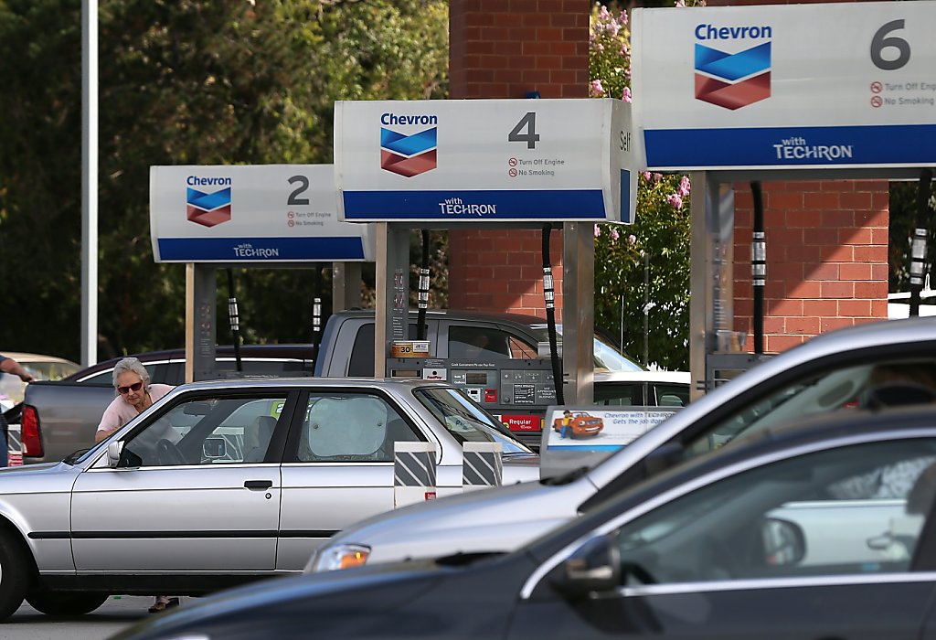 Chevron refining keeps earnings dip to 7%