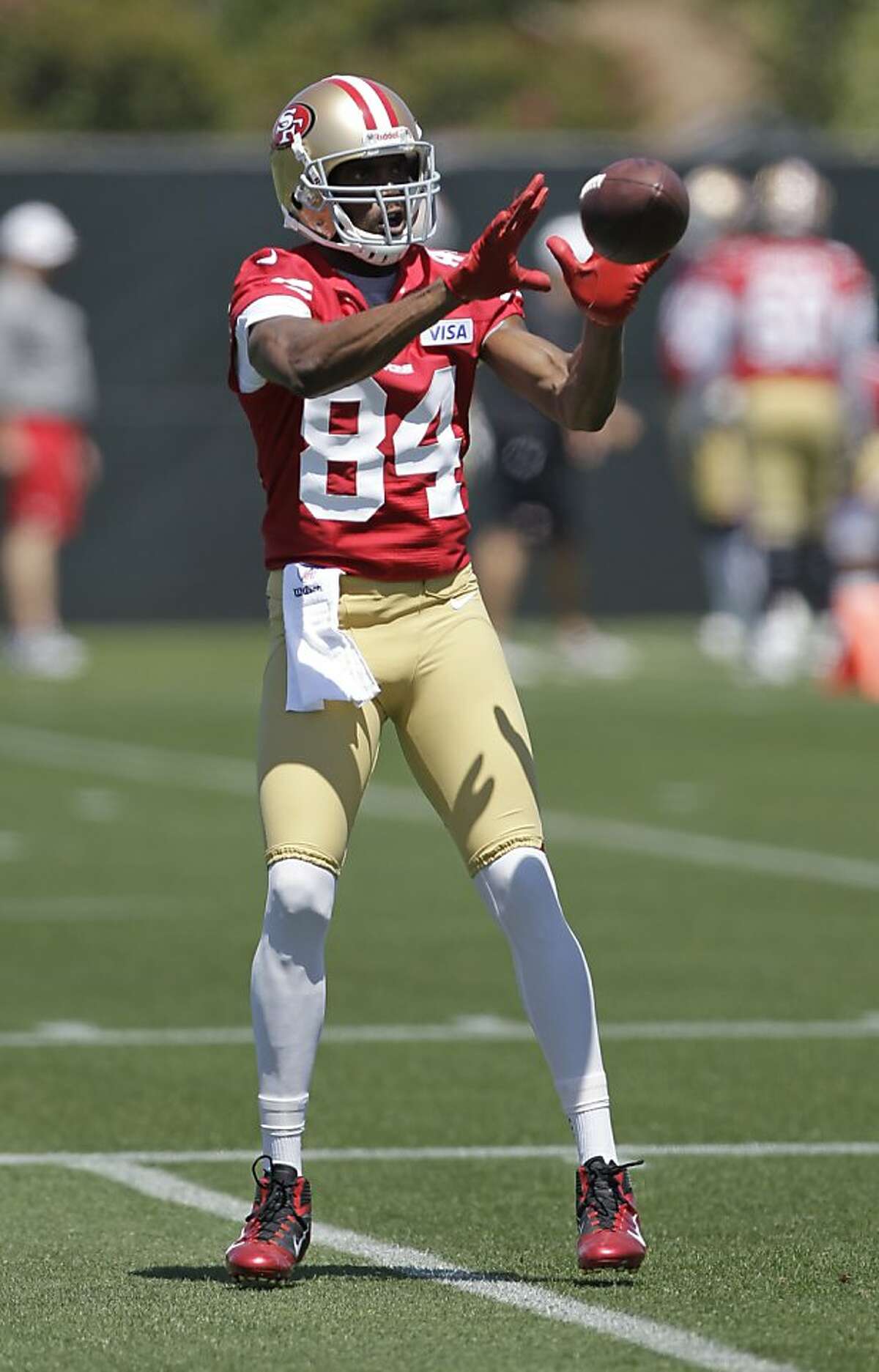 Randy Moss: New attitude, old ability?