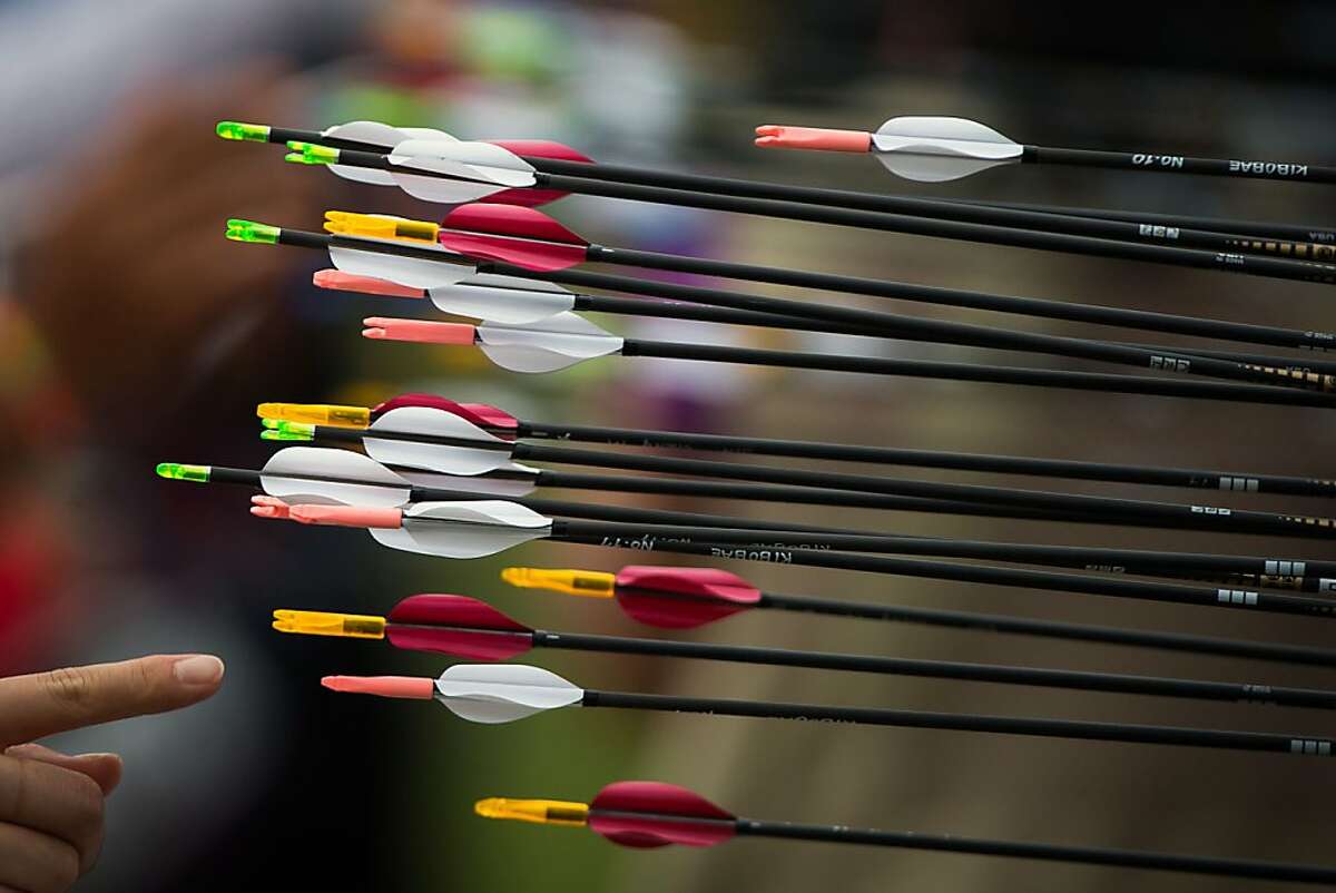 Legally blind archer sets world record