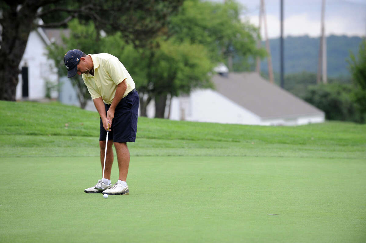Tryhane still atop Stamford Amateur Golf Championship