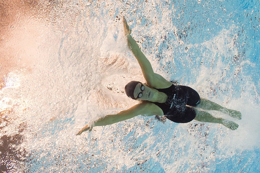 Record-setting gold for Dana Vollmer